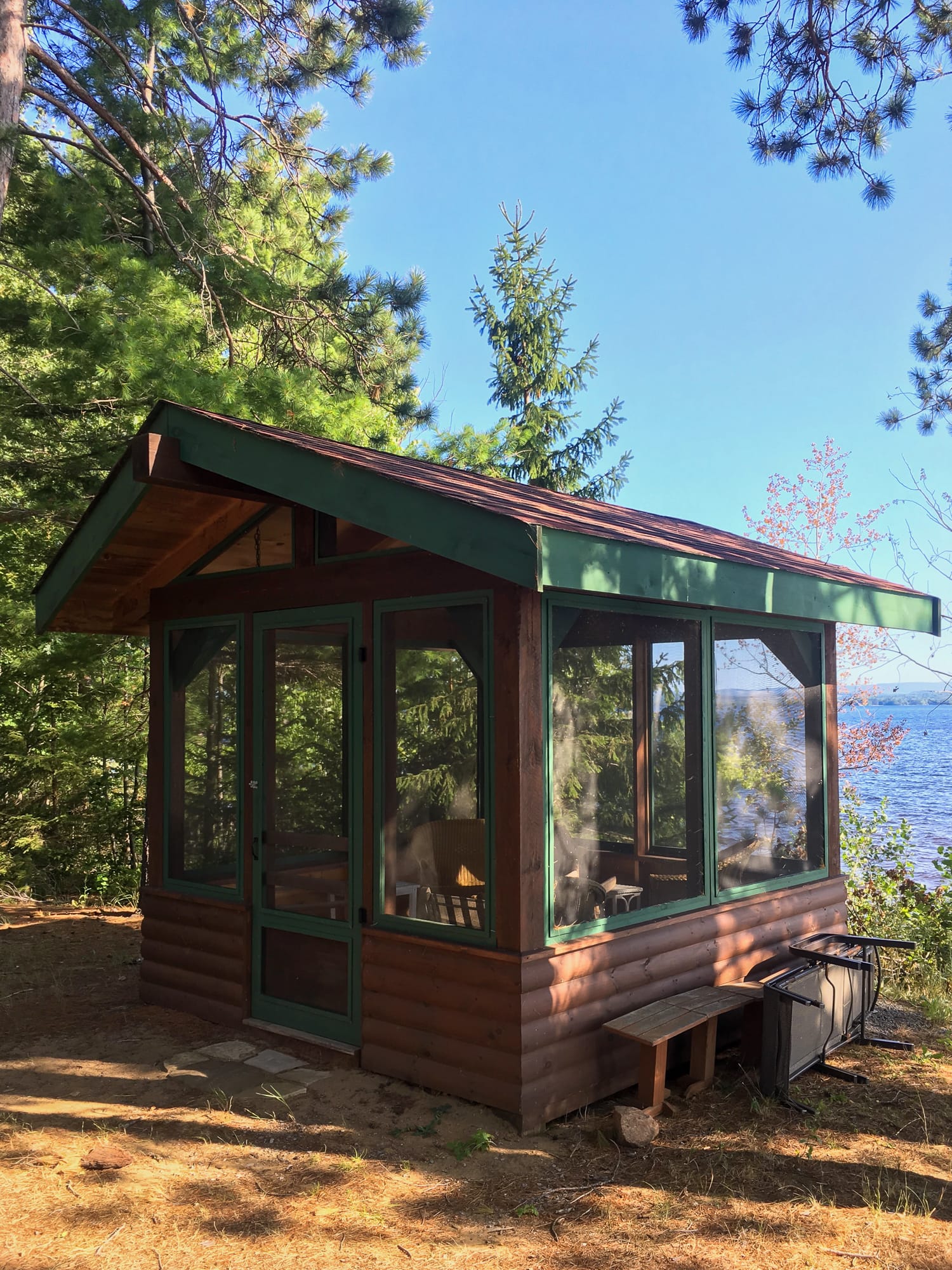 Bunkies & Decks - Mountain Customs